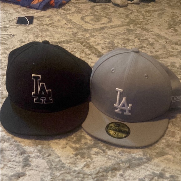 Other | La Logo Black And Gray Caps | Poshmark